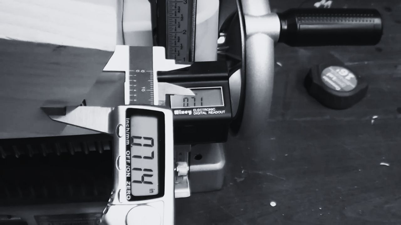 How To Read Depth Gauge On DeWalt Dw735? Easy Guide